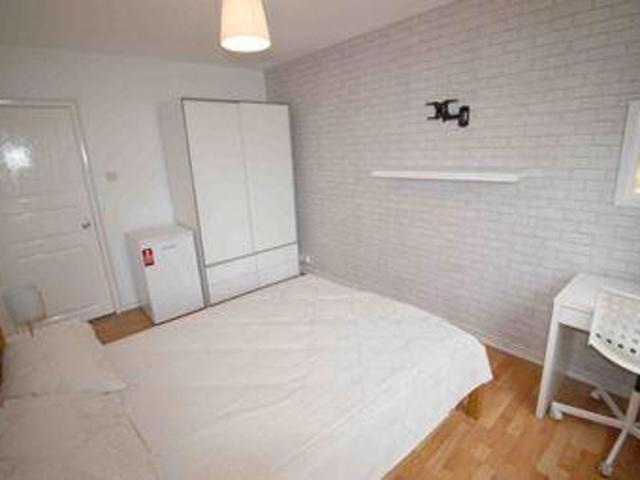 0 Bedrooms Studio for rent in Brabner House, Wellington Row, London E2