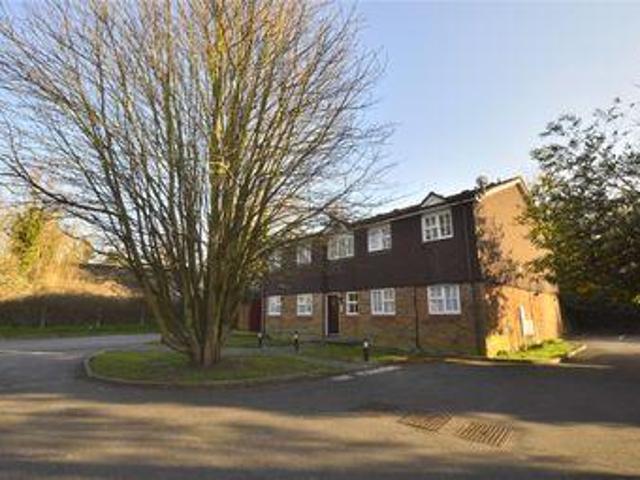 0 Bedrooms Studio for rent in Braemar Avenue, South Croydon, Surrey CR2