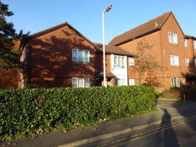 0 Bedrooms Studio for rent in Brendon Close, Harlington, Hayes UB3