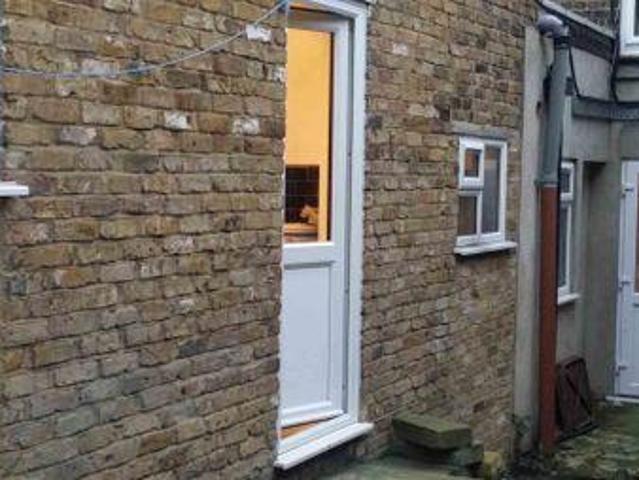 0 Bedrooms Studio for rent in Brixton Road, London SW9