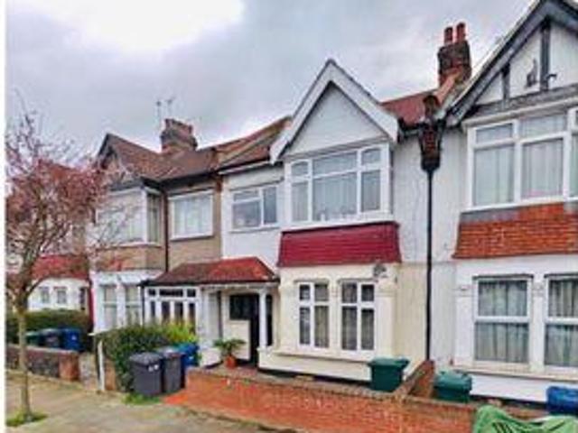 0 Bedrooms Studio for rent in Briarfield Avenue, London N3