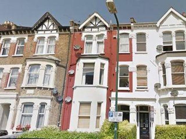 0 Bedrooms Studio for rent in Burton Road, Kilburn, London NW6