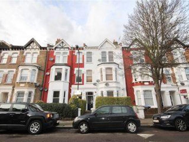 0 Bedrooms Studio for rent in Burton Road, Kilburn, London NW6