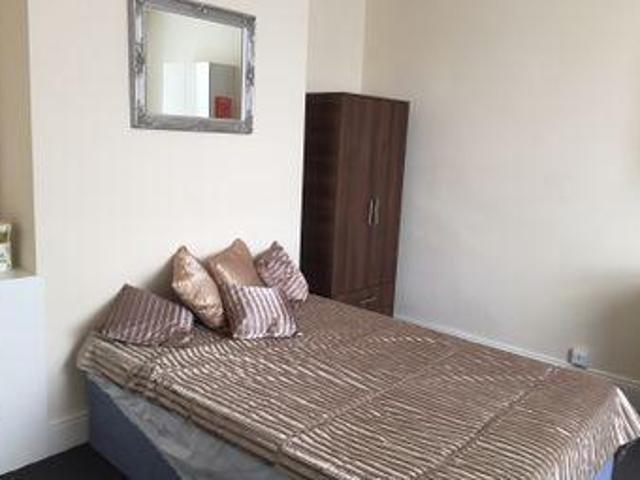 0 Bedrooms Studio for rent in Cedar Terrace, Armley LS12