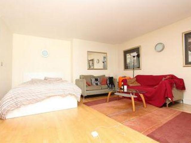 0 Bedrooms Studio for rent in Cedar Court, 1 Royal Oak Yard, Borough/London Bridge SE1