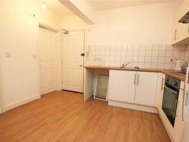 0 Bedrooms Studio for rent in Connaught Road, Reading RG30