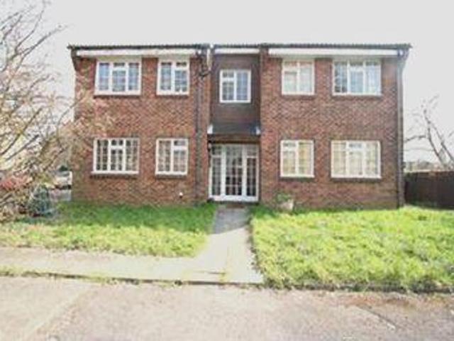 0 Bedrooms Studio for rent in College Gardens, London SW17