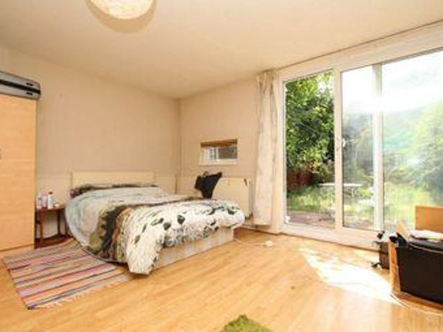 0 Bedrooms Studio for rent in Cottage Street, All Saints E14