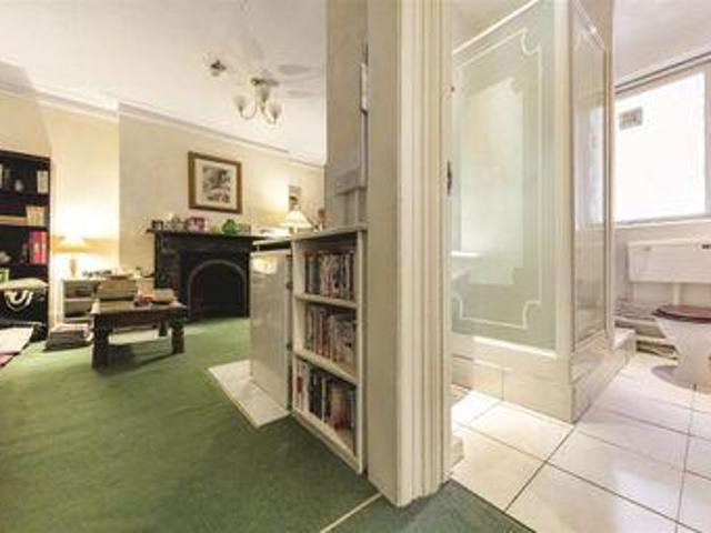 0 Bedrooms Studio for rent in De Vere Gardens, London W8