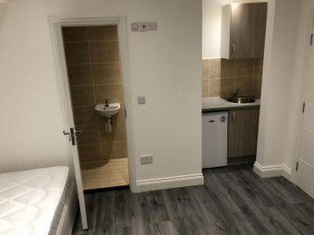 0 Bedrooms Studio for rent in Duncroft, London, Plumstead, Woolwich SE18