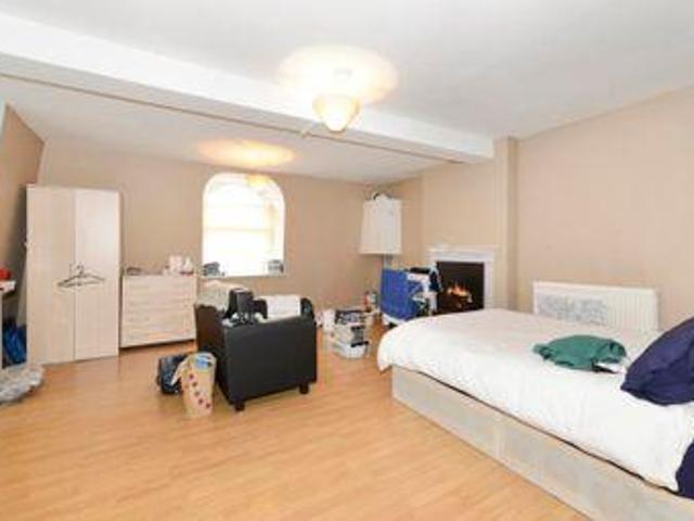 0 Bedrooms Studio for rent in Earls Court Road, London SW5