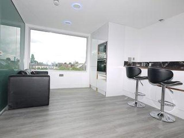 0 Bedrooms Studio for rent in Eastern Avenue, Ilford, Essex. IG2