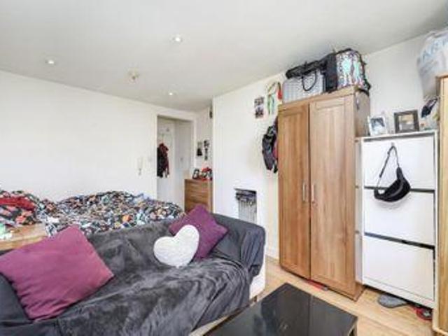 0 Bedrooms Studio for rent in Emanuel Avenue, London W3