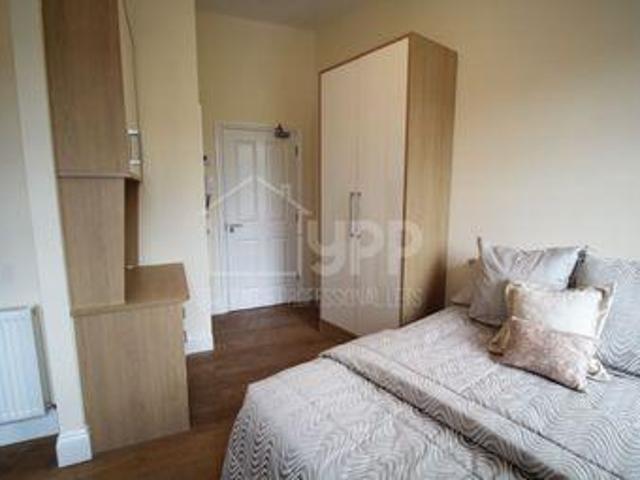 0 Bedrooms Studio for rent in Fairbairn Residences, 12 Clarendon Road, Leeds LS2