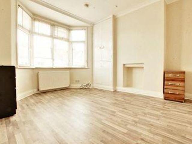 0 Bedrooms Studio for rent in Falkland Avenue, Finchley Central N3