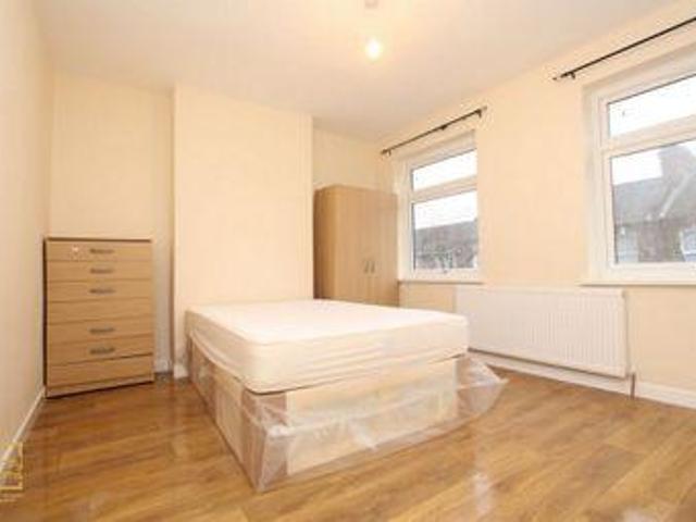 0 Bedrooms Studio for rent in Fentons Avenue, Plaistow E13