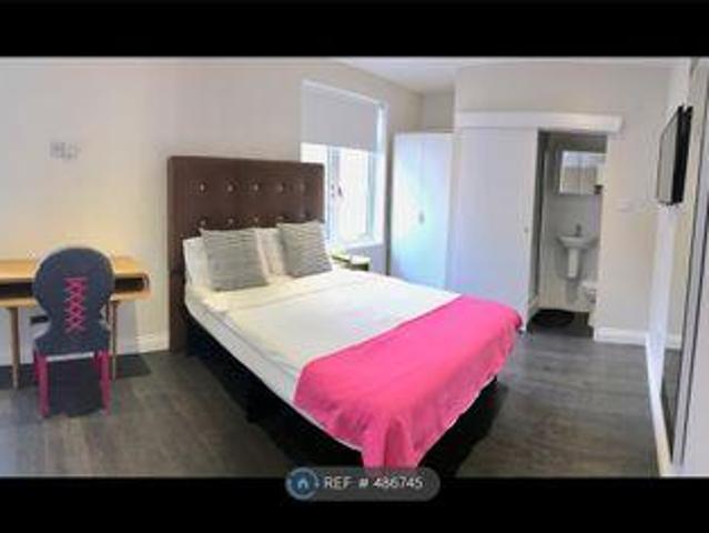 0 Bedrooms Studio for rent in Finchley Road, London NW3