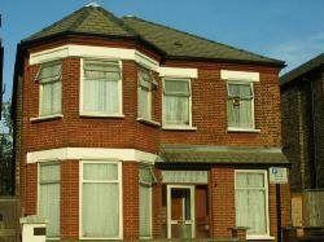 0 Bedrooms Studio for rent in Fordwych Road, London NW2