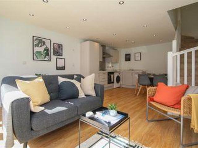 0 Bedrooms Studio for rent in Fox, South Accommodation Road, Leeds LS10
