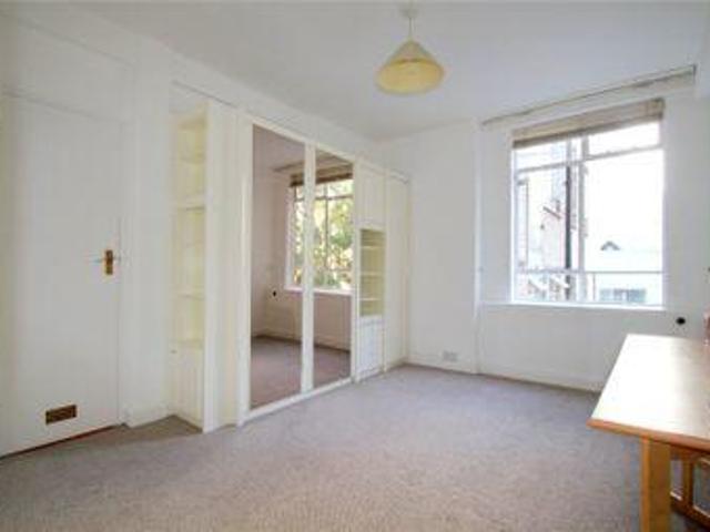 0 Bedrooms Studio for rent in Florin Court, 6 9 Charterhouse Square, Clerkenwell, London EC1M