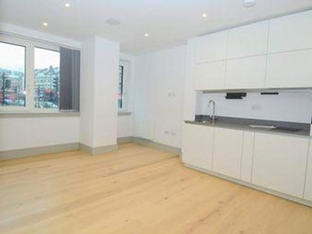 0 Bedrooms Studio for rent in Flin Court, 707 High Road, Finchley, London N12