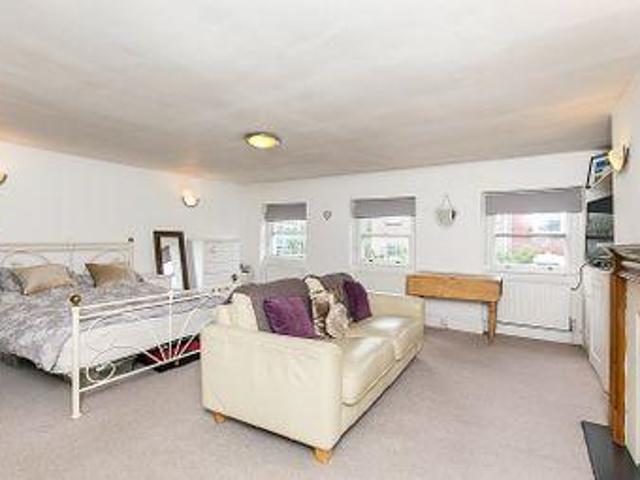 0 Bedrooms Studio for rent in Goodge Street, London W1T
