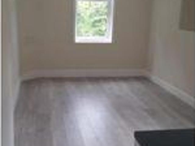 0 Bedrooms Studio for rent in Gloucester Road, London N17