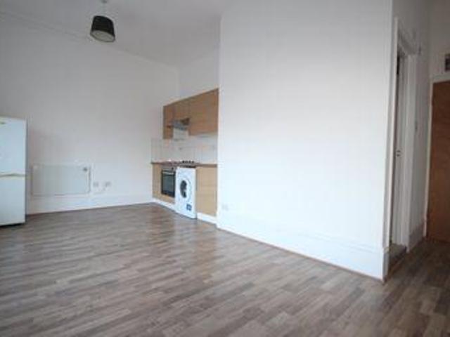 0 Bedrooms Studio for rent in Green Lanes, London N8