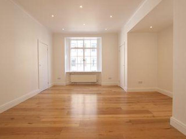 0 Bedrooms Studio for rent in Hallam Street, Marylebone W1W