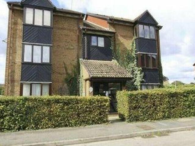 0 Bedrooms Studio for rent in Hawthorne Crescent, 9Pa UB7