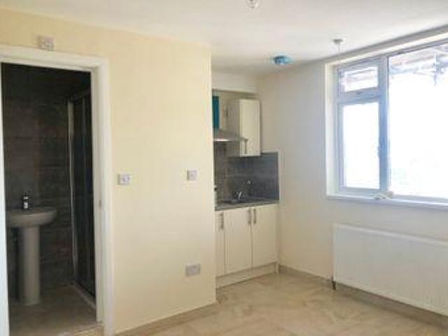 0 Bedrooms Studio for rent in Hertford Road, Enfield EN3