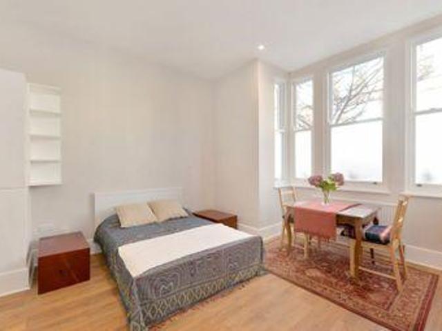 0 Bedrooms Studio for rent in Hestercombe Avenue, Fulham SW6