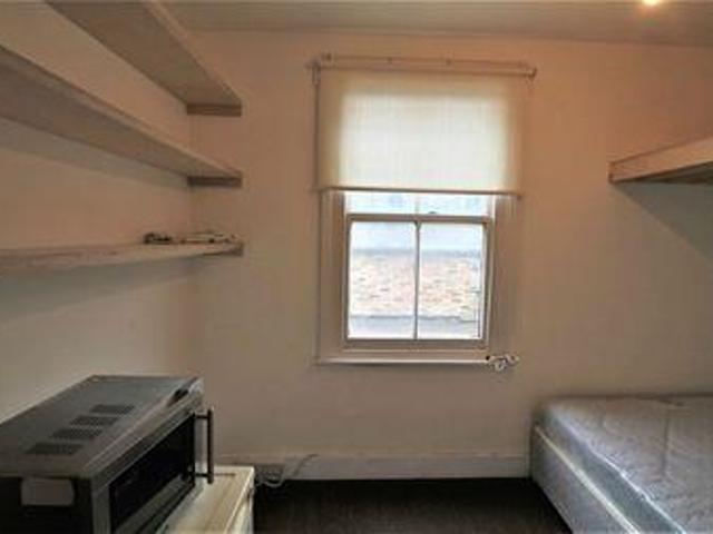 0 Bedrooms Studio for rent in High Road, East Finchley N2