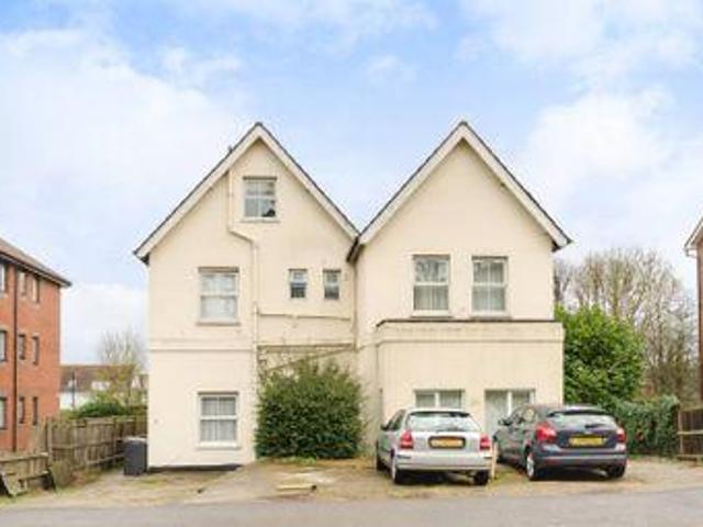0 Bedrooms Studio for rent in Hook Road, Surbiton KT6