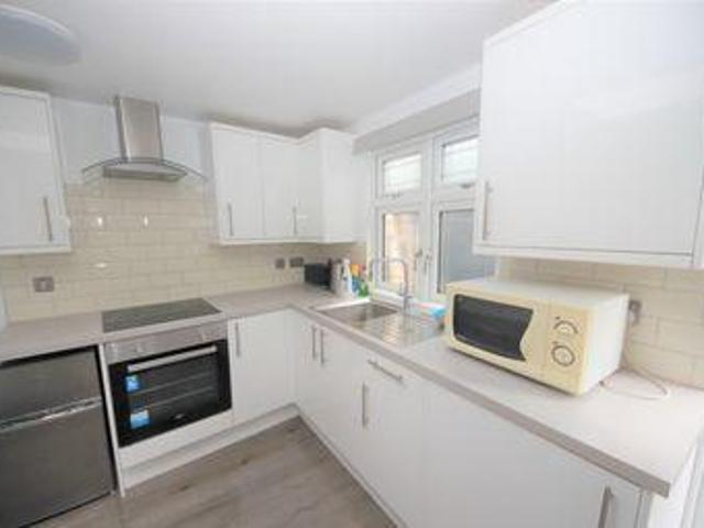 0 Bedrooms Studio for rent in Holly Grove, London NW9