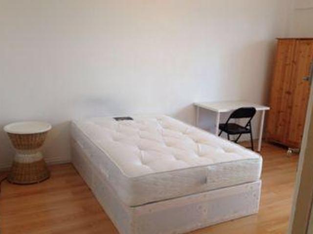 0 Bedrooms Studio for rent in Jarman House, Jubilee Street, Whitechapel E1