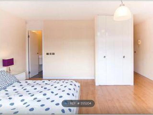 0 Bedrooms Studio for rent in John Trundle Court, London EC2Y