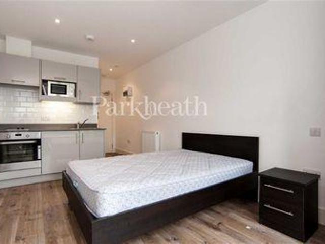 0 Bedrooms Studio for rent in Kilburn High Road, Kilburn, London NW6