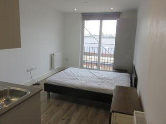 0 Bedrooms Studio for rent in Kilburn High Road, Kilburn, London NW6