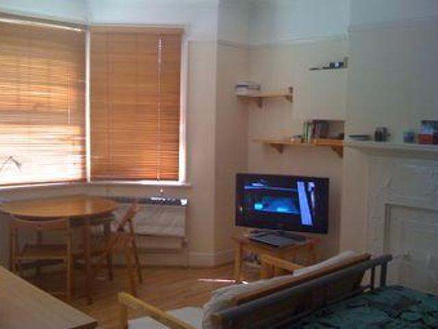 0 Bedrooms Studio for rent in Kilburn High Road, London NW6