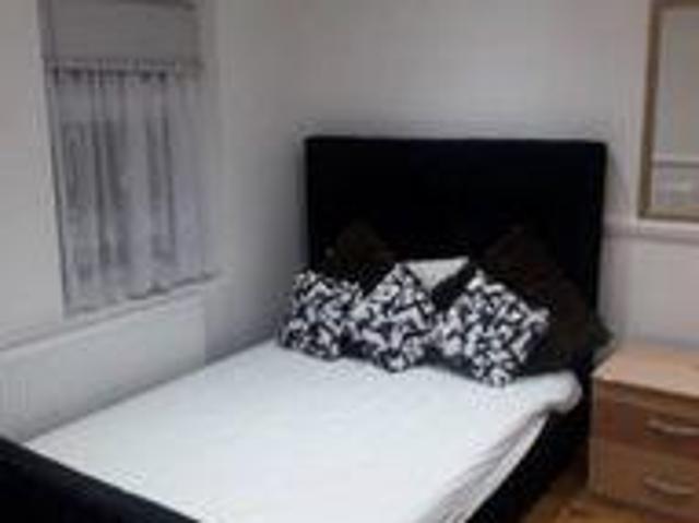 0 Bedrooms Studio for rent in Layfield Crescent, Hendon, Hendon, London NW4