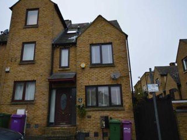 0 Bedrooms Studio for rent in Maconochies Road, London E14