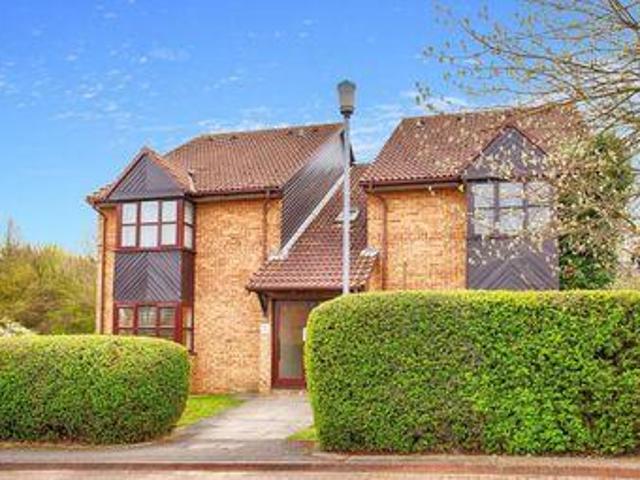 0 Bedrooms Studio for rent in Milford Close, St.Albans AL4