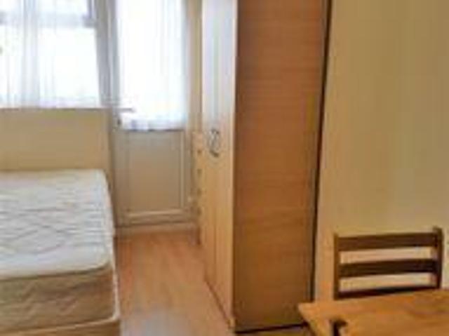 0 Bedrooms Studio for rent in Nightingale Road, London N9