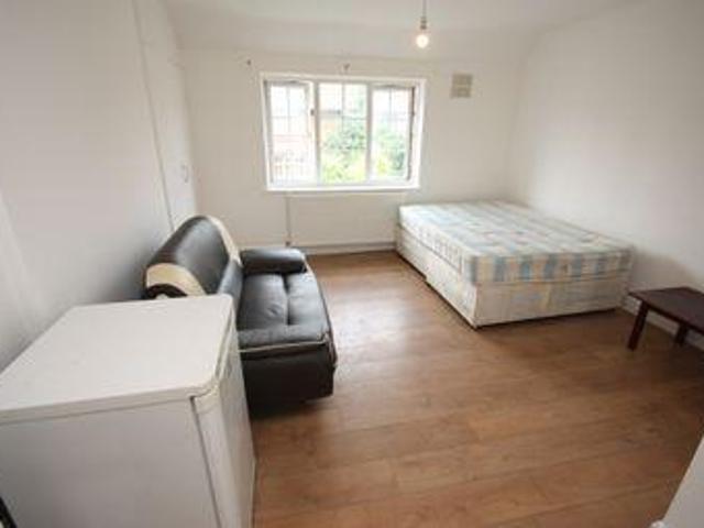0 Bedrooms Studio for rent in Norbroke Street, East Acton W12