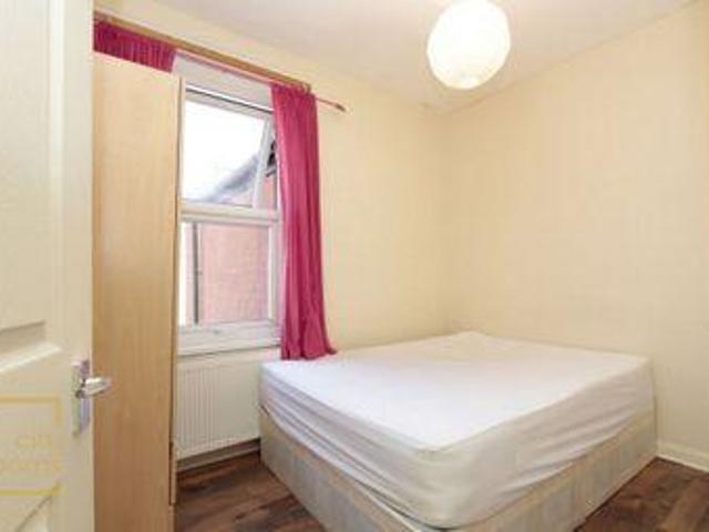 0 Bedrooms Studio for rent in Park Avenue, East Ham E6