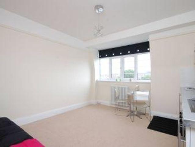 0 Bedrooms Studio for rent in Pembroke Road, Kensington, London W8