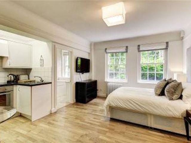 0 Bedrooms Studio for rent in Pelham Court, London SW3