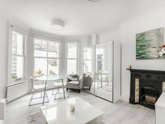 0 Bedrooms Studio for rent in Philbeach Gardens, Earls Court SW5