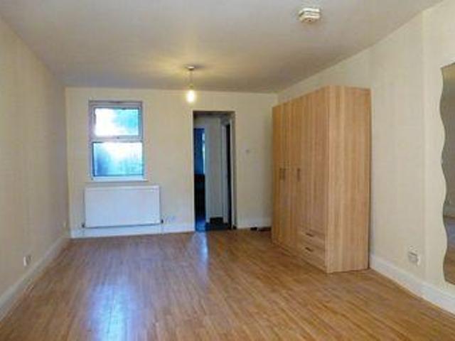 0 Bedrooms Studio for rent in Portland Road, London SE25